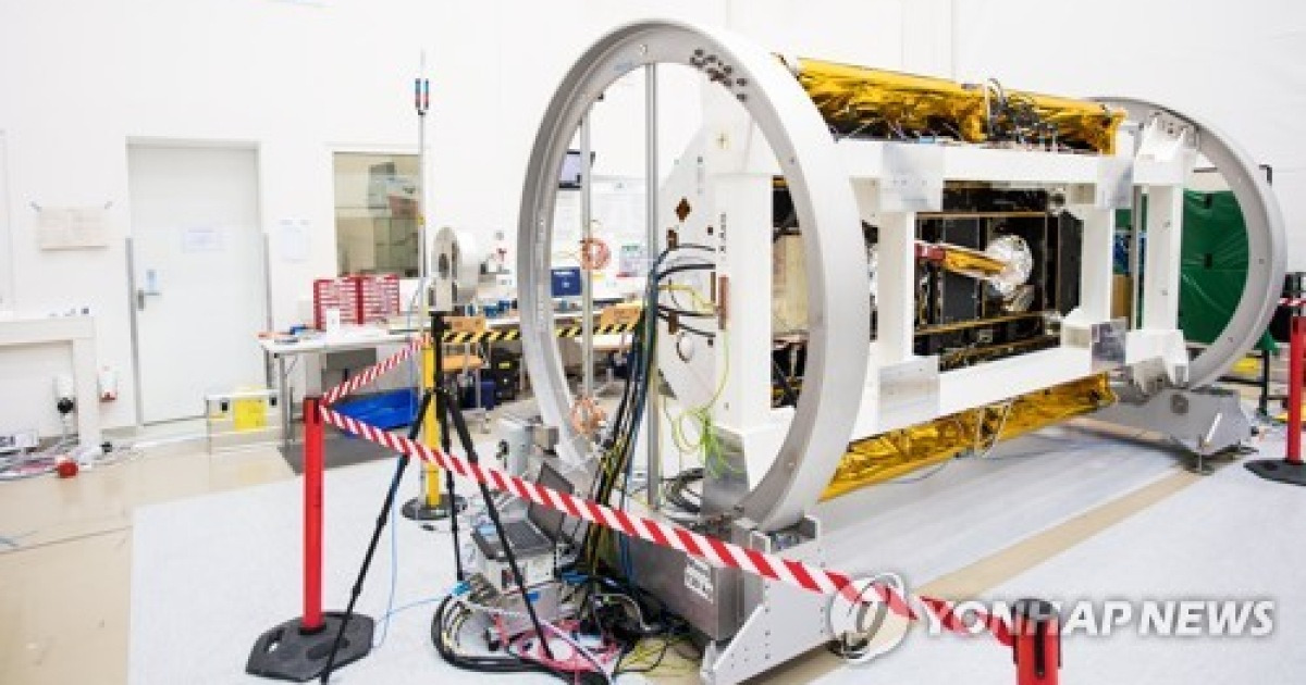 GERMANY SPACE PROGRAMMES TWIN SATELLITES