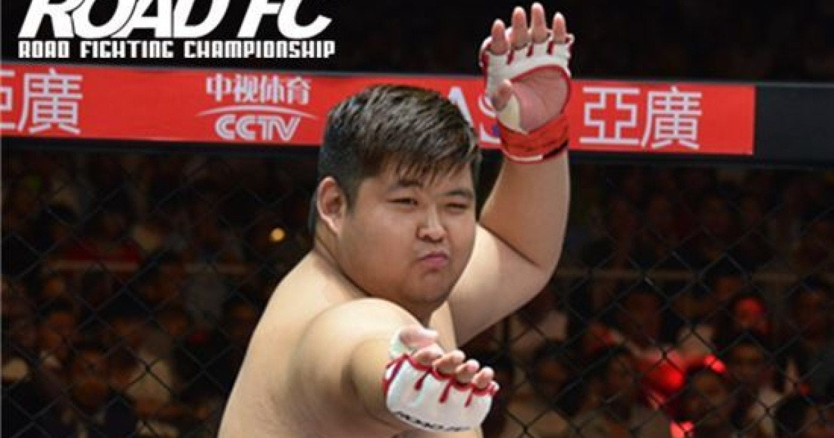 [로드FC]아오르꺼러, 후지타에 1R TKO승