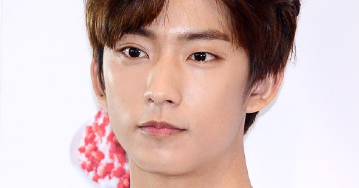 B1A4 공찬 "팬 결제 발언 논란, 공인으로서 신중하지 못한 점 반성"(전문)