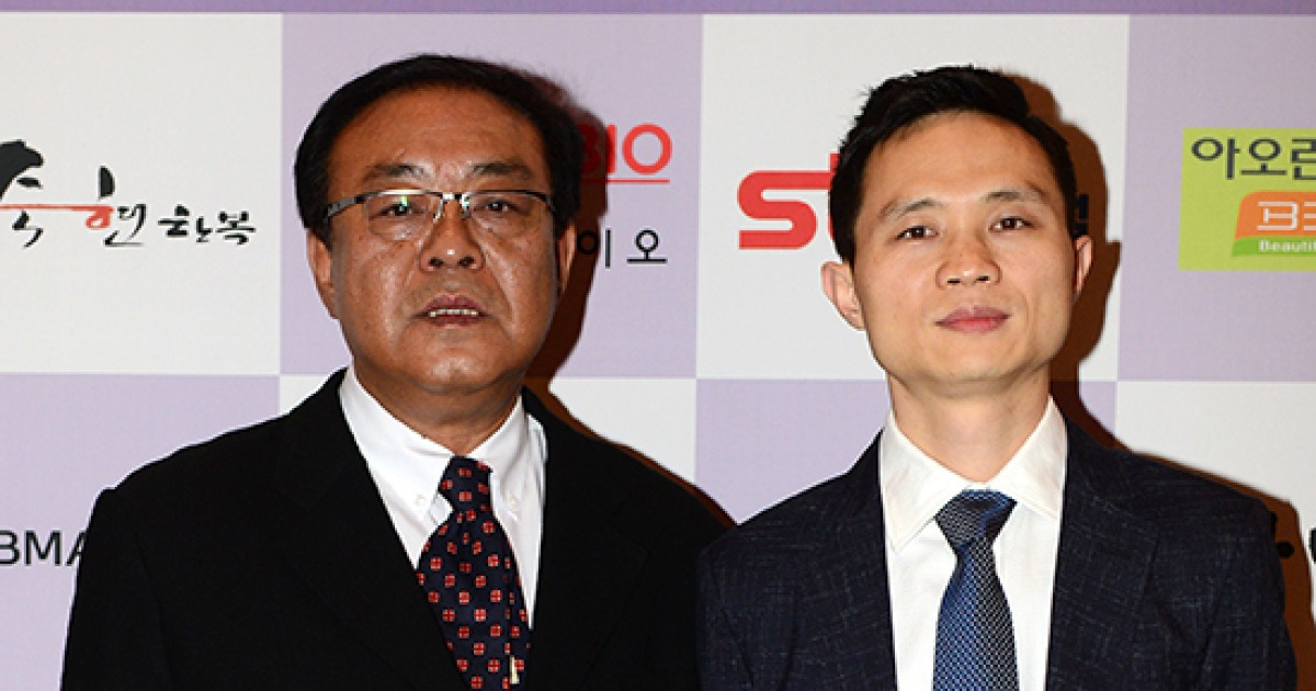 봉황망코리아 김창만 대표, '장화이위(张怀宇) CEO'와 다정한 포즈 [MBN포토]