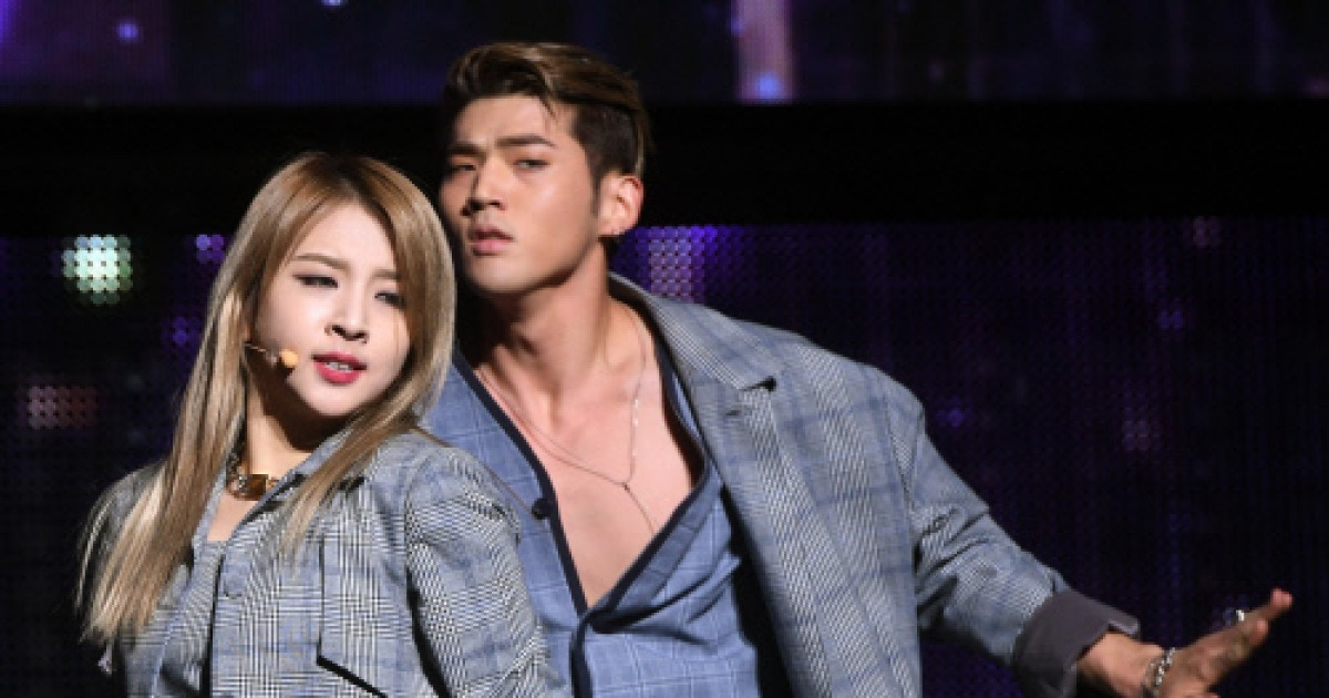 [SS포토] 카드(KARD) 전지우-비엠, 혼성그룹의 커플 댄스~!