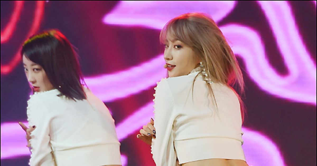 [MD포토] EXID 하니-혜린, '섹시하게 뒤태 공개'