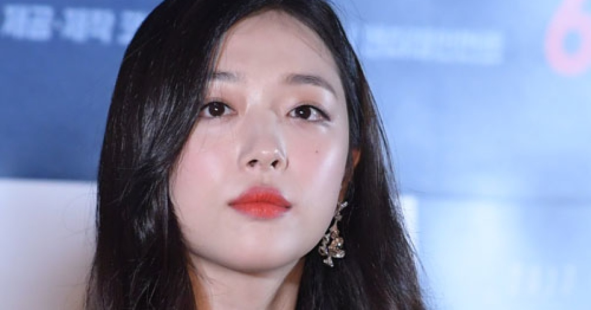 SM 측 "설리와 재계약 맺었다"