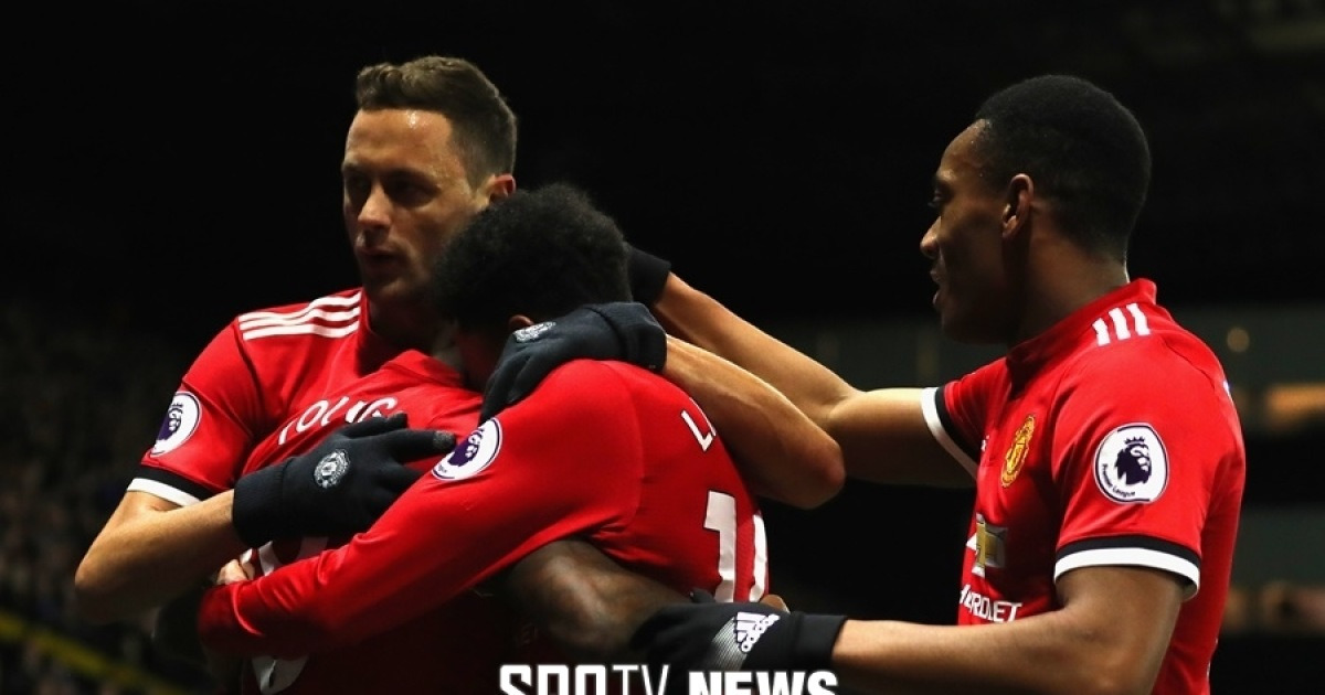 [EPL 3줄 요약] 애슐리 영 2골, 맨유 왓포드 꺾고 3연승