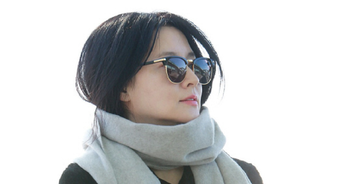 이영애 분위기 여신 공항 패션