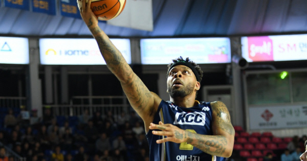 프로농구 KCC, DB에 진땀승, 1위 추격 재점화