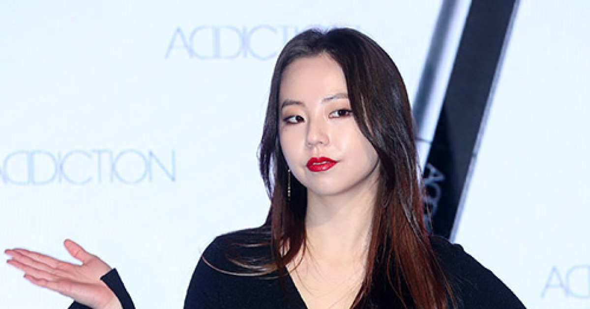 [bnt포토] 안소희 '오늘 컨셉은 섹시'