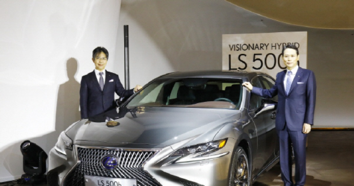 11년만에 돌아온 풀체인지 렉서스 'LS500h'