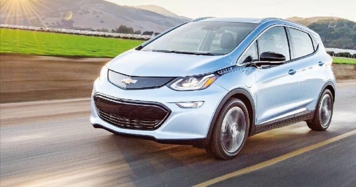 [오토 포커스] 장거리 전기차 선두주자.. 1회 충전으로 383km