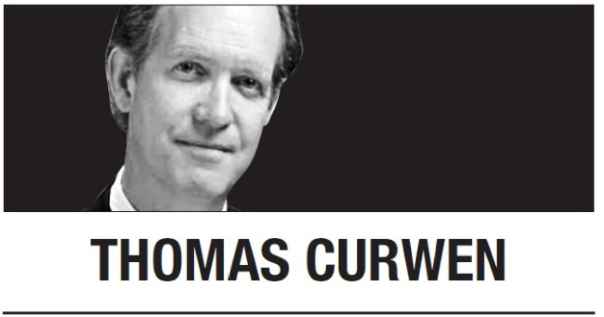 [Thomas Curwen] 2017 started ? and ended ? with Americans in streets