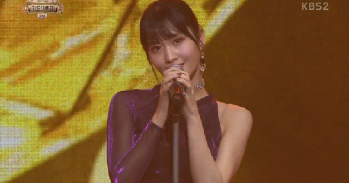 [2017 KBS 가요대축제] 트와이스, '마돈나-아리아나 그란데' 변신..섹시 매력 발산