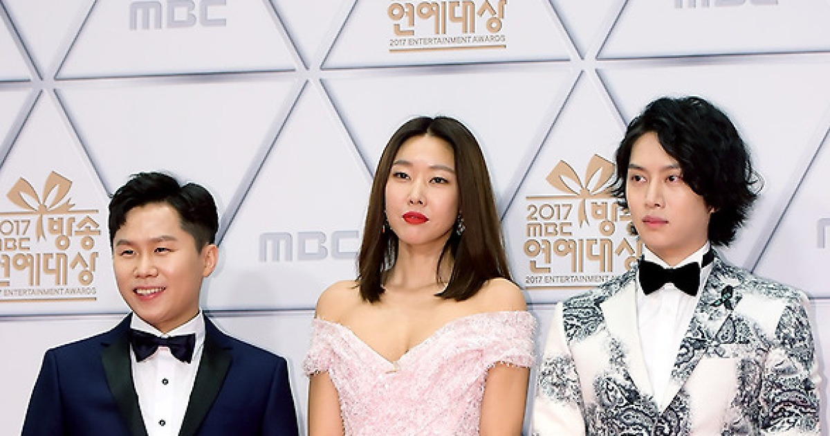 [엑's HD] 양세형 한혜진 김희철 'MBC 방송연예대상 3MC'