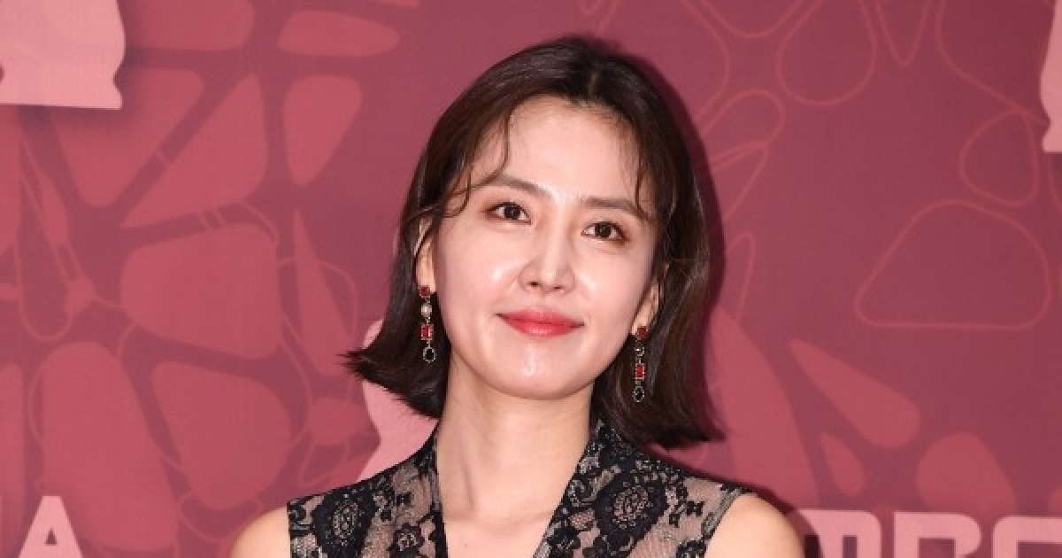 신동미, 착시 시스루 드레스 (2017 MBC 연기대상)