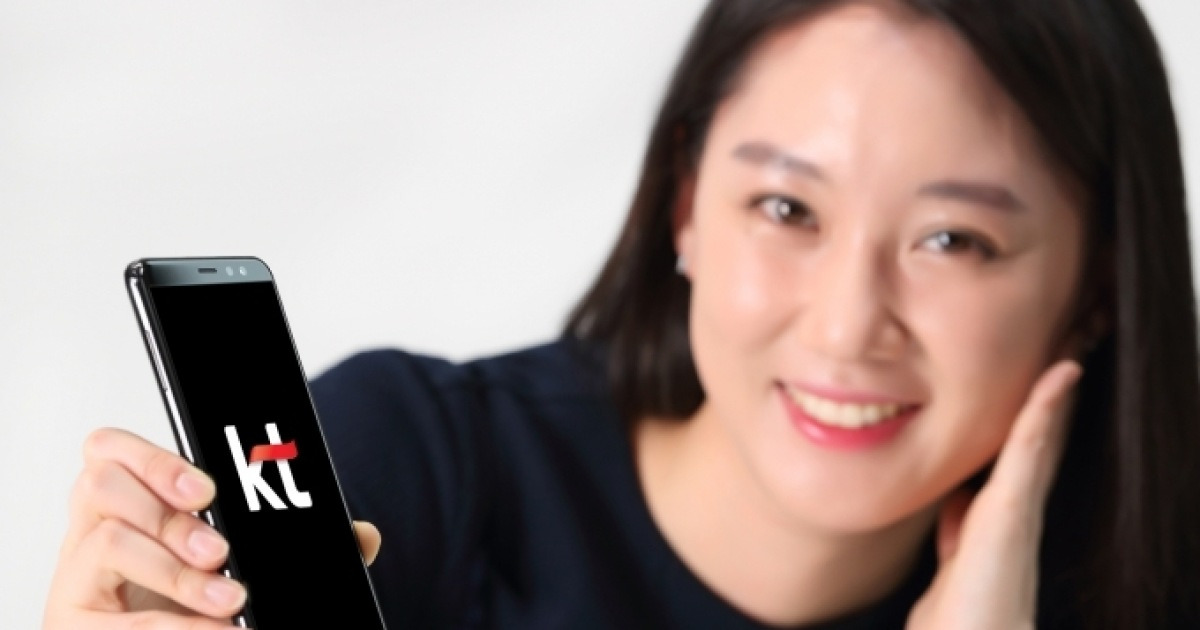 KT, 2018년형 갤럭시A8 예약판매 시작