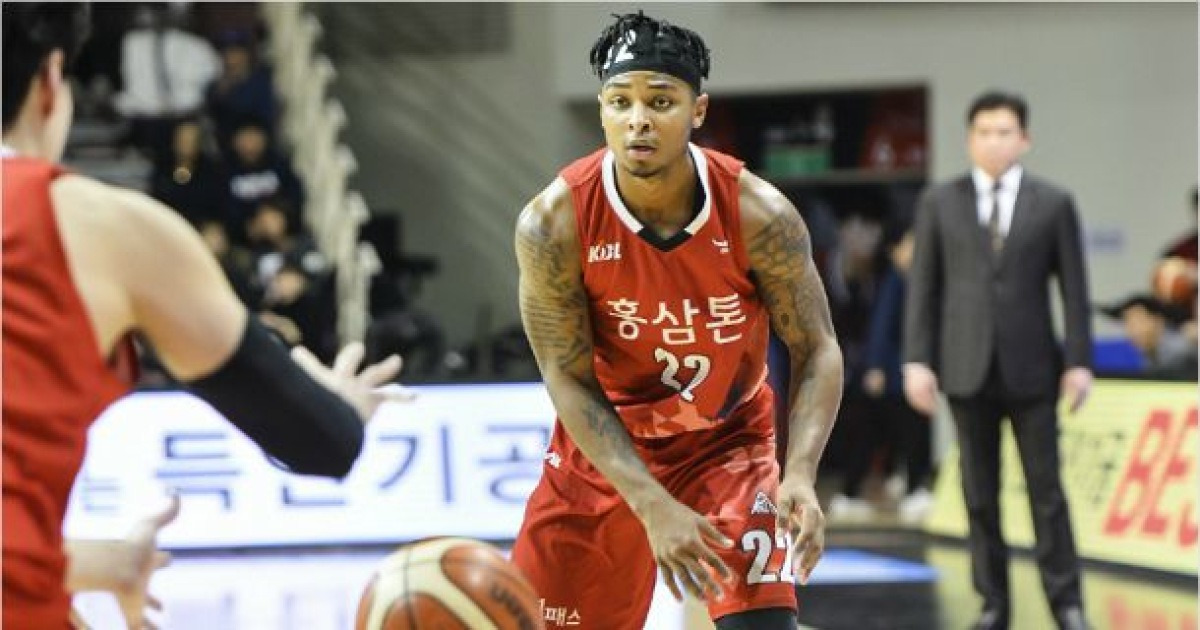 '적응은 끝났다' KGC 2~3쿼터 해결사 피터슨