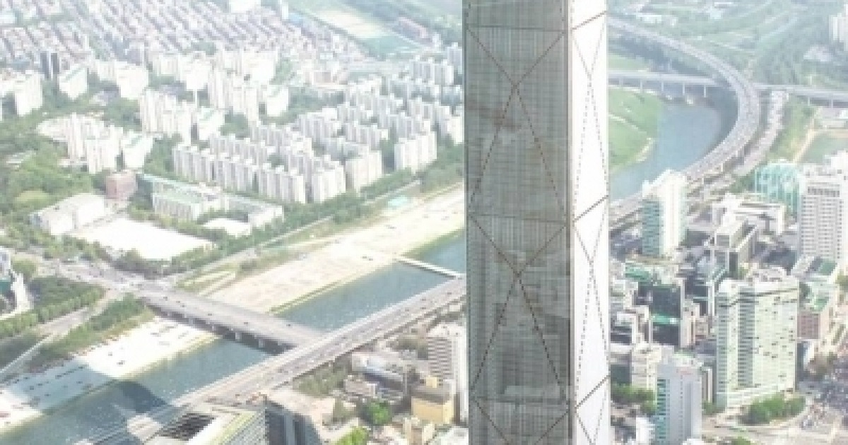 Hyundai's skyscraper faces hurdle over flight safety