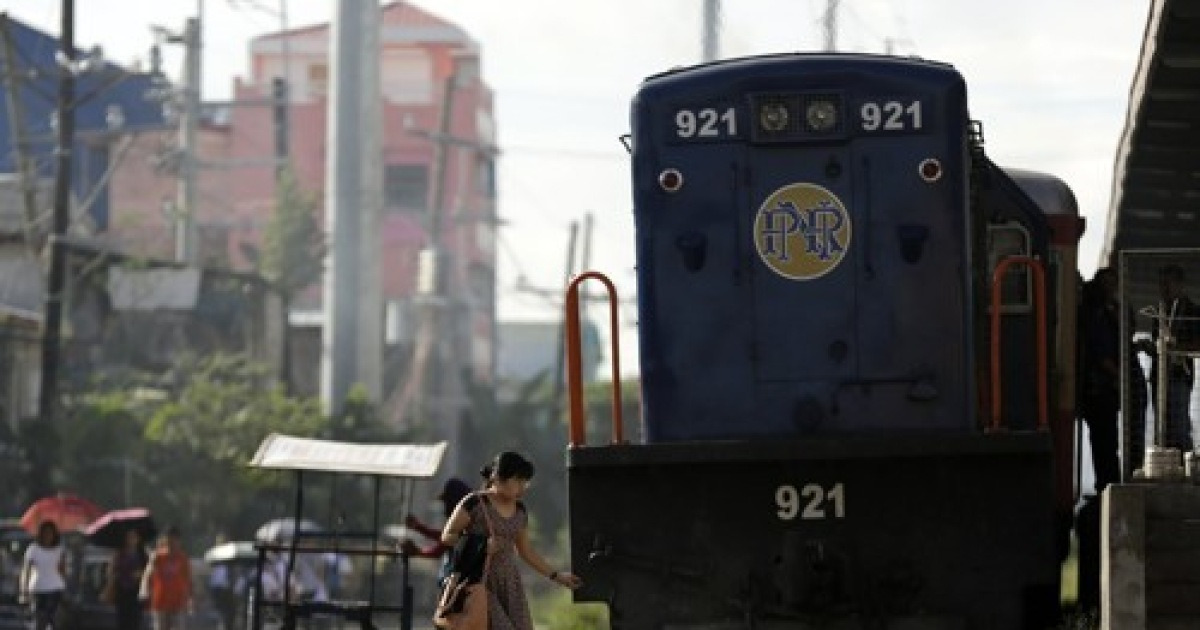 PHILIPPINES PHOTO SET PHILIPPINE NATIONAL RAILWAY