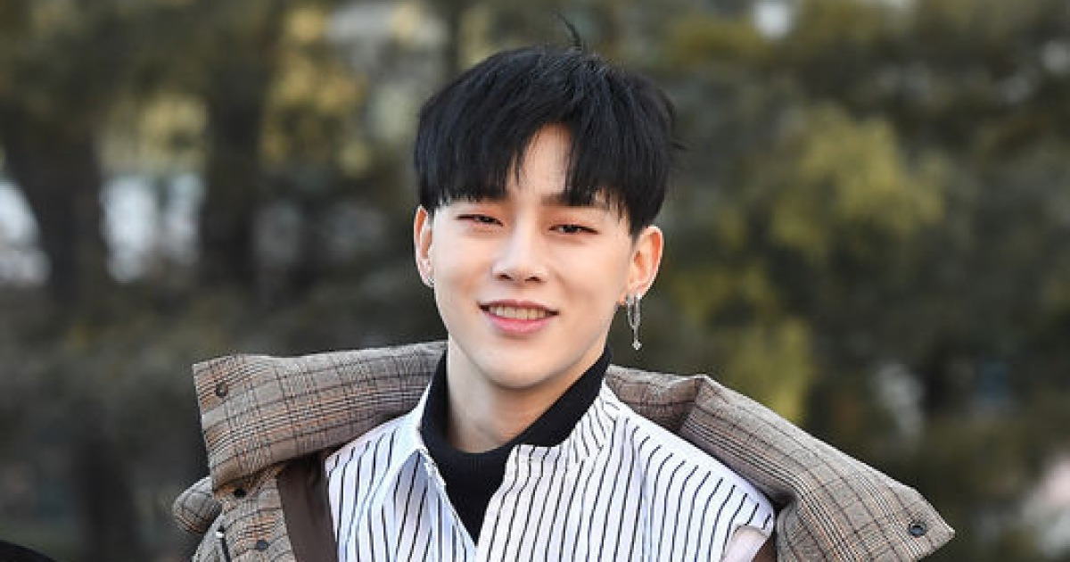 [사진]JBJ 권현빈,'햇살 미소로 강추위 녹여'