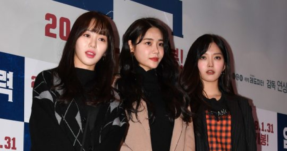 [TEN PHOTO]AOA 민아-유나-찬미 '각자 개성살린 시사회 패션'