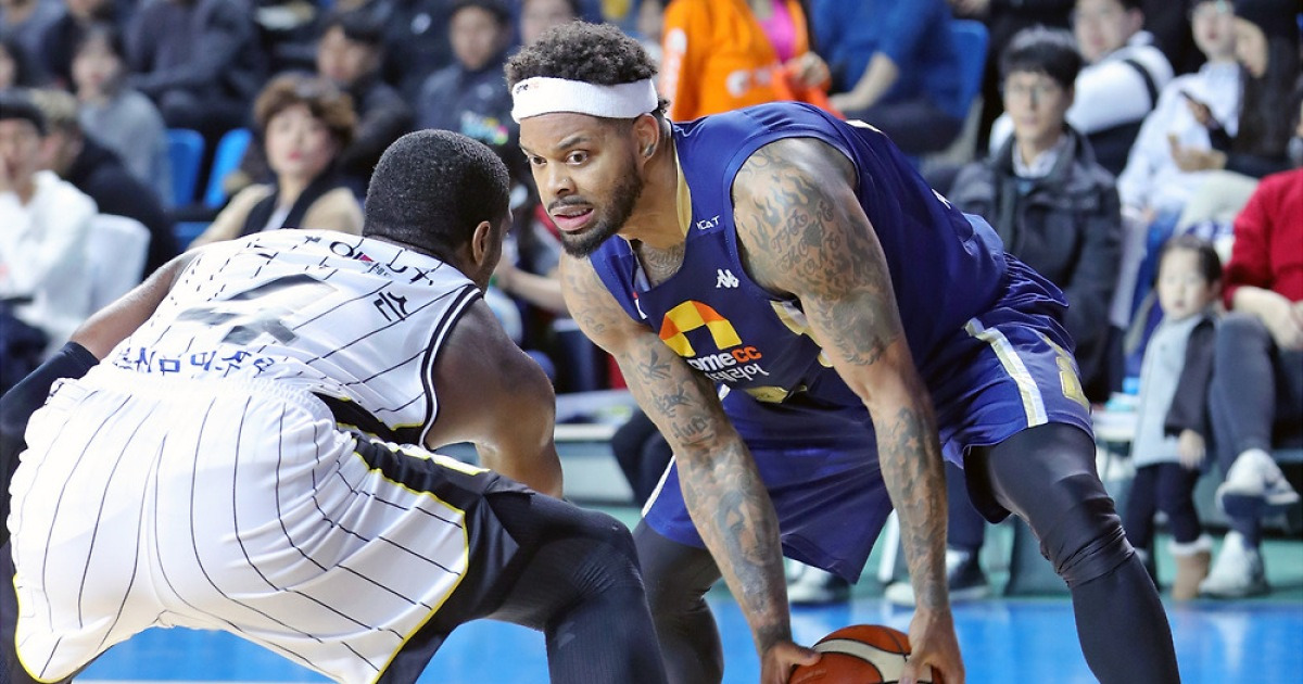 KCC 에밋 '어디로 갈까'