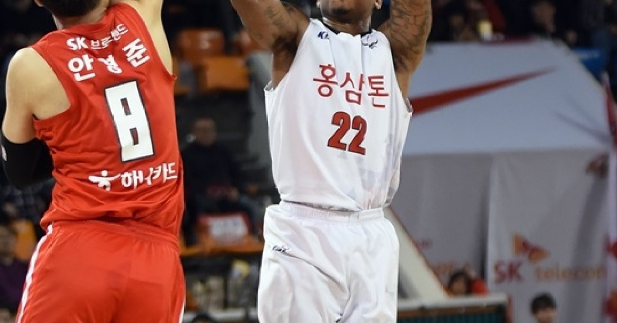 [BK포토]KGC 피터슨 "자세는 좀 특이하지만"