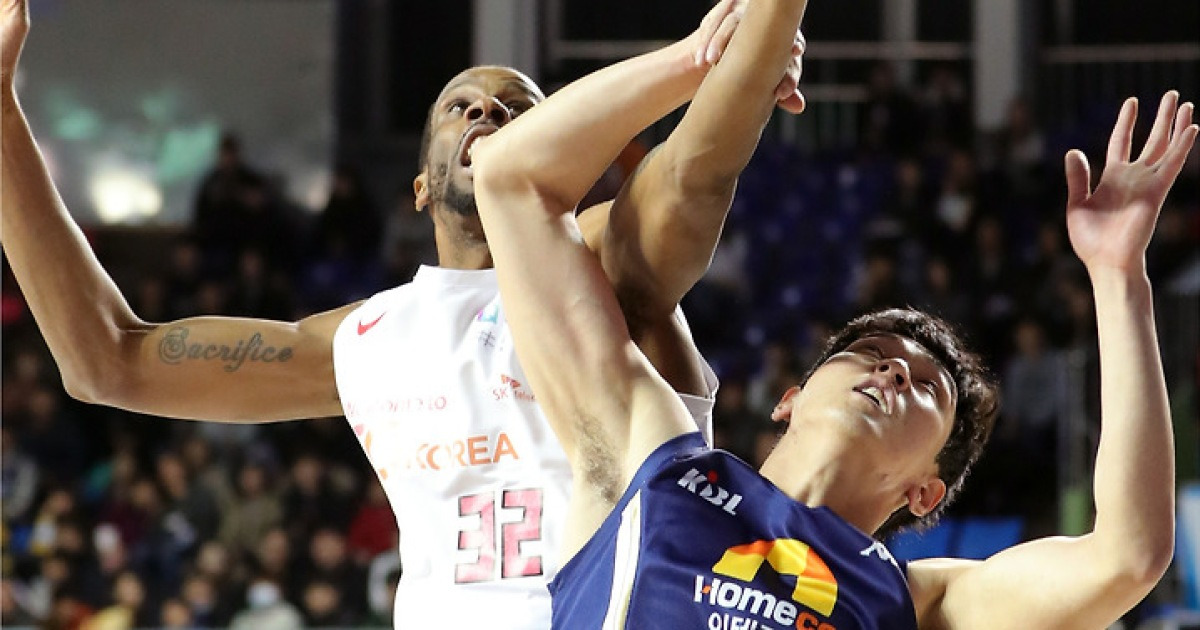 '2위 놓고 치열한 KCC-SK'