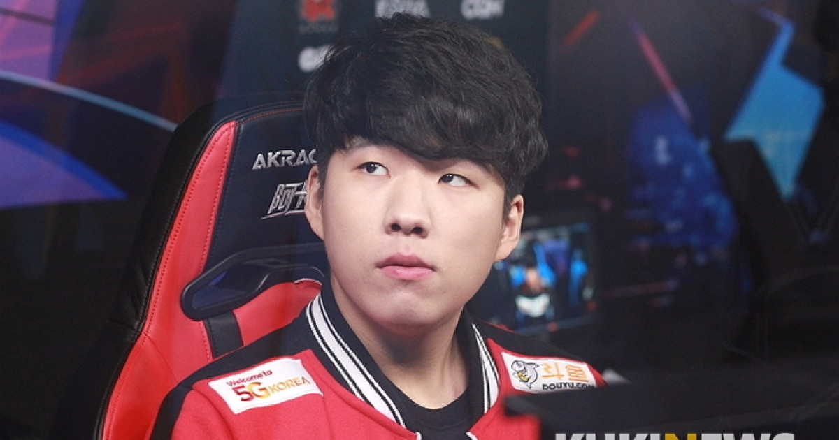 [롤챔스] SKT, 연패 사슬 끊었다..bbq 잡고 21일 만에 승리