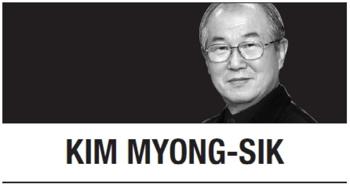 [Kim Myong-sik] Olympics forces Moon into craftier North policy