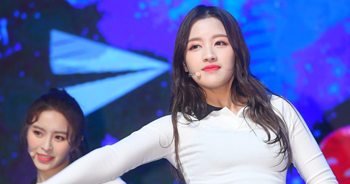 [TD포토] CLC 오승희 '기분좋은 미소'