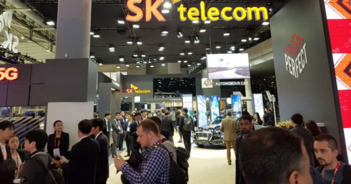 [MWC2018] '로봇' '자율주행차' 'VR' 곳곳에..5G 세상 '성큼'