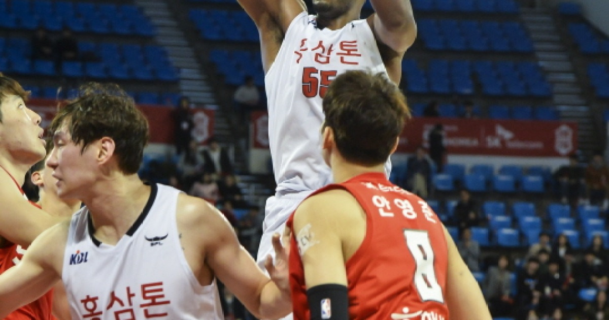 [BK Review] '사이먼 32점' KGC인삼공사, 5위 굳히기!