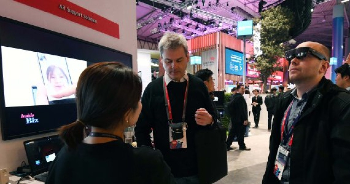 [MWC 2018] '세계 최초 5G 상용화' 바짝..평창이어 MWC도 사로잡은 KT