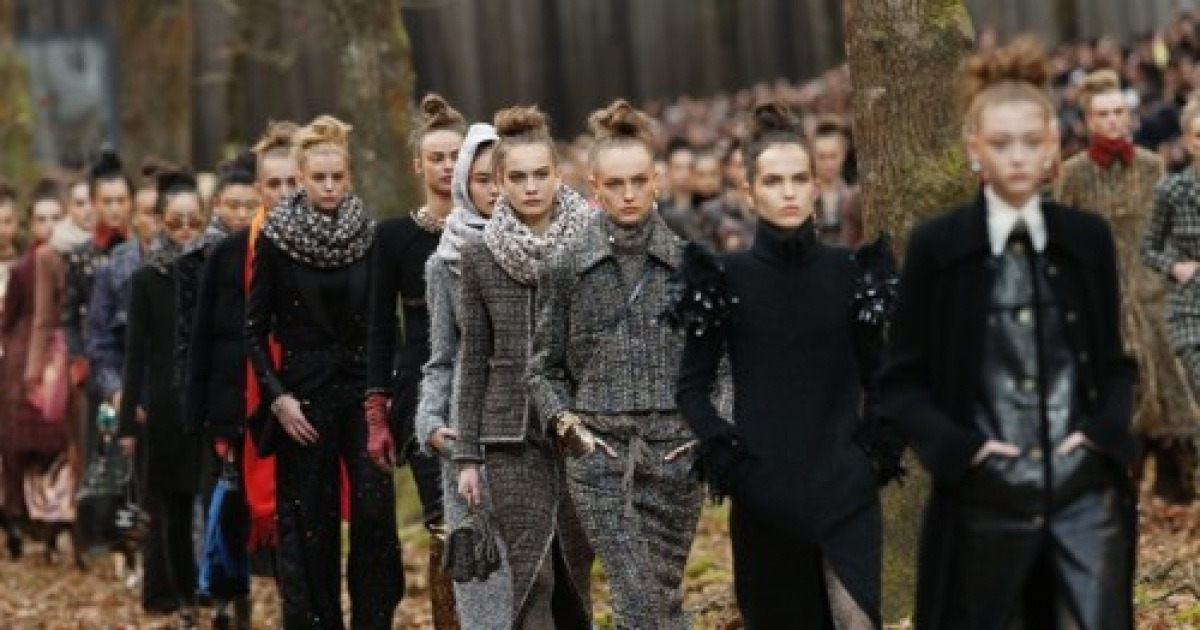 Paris Fashion Christian Chanel