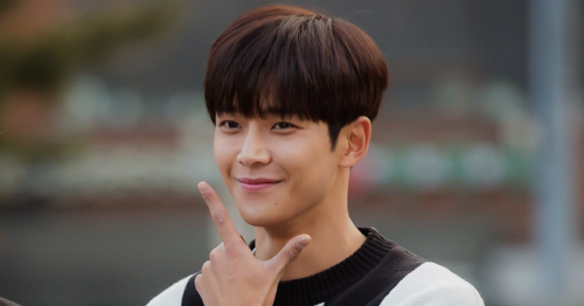 [bnt포토] SF9 로운 '남자도 이미 반한 잘생김'