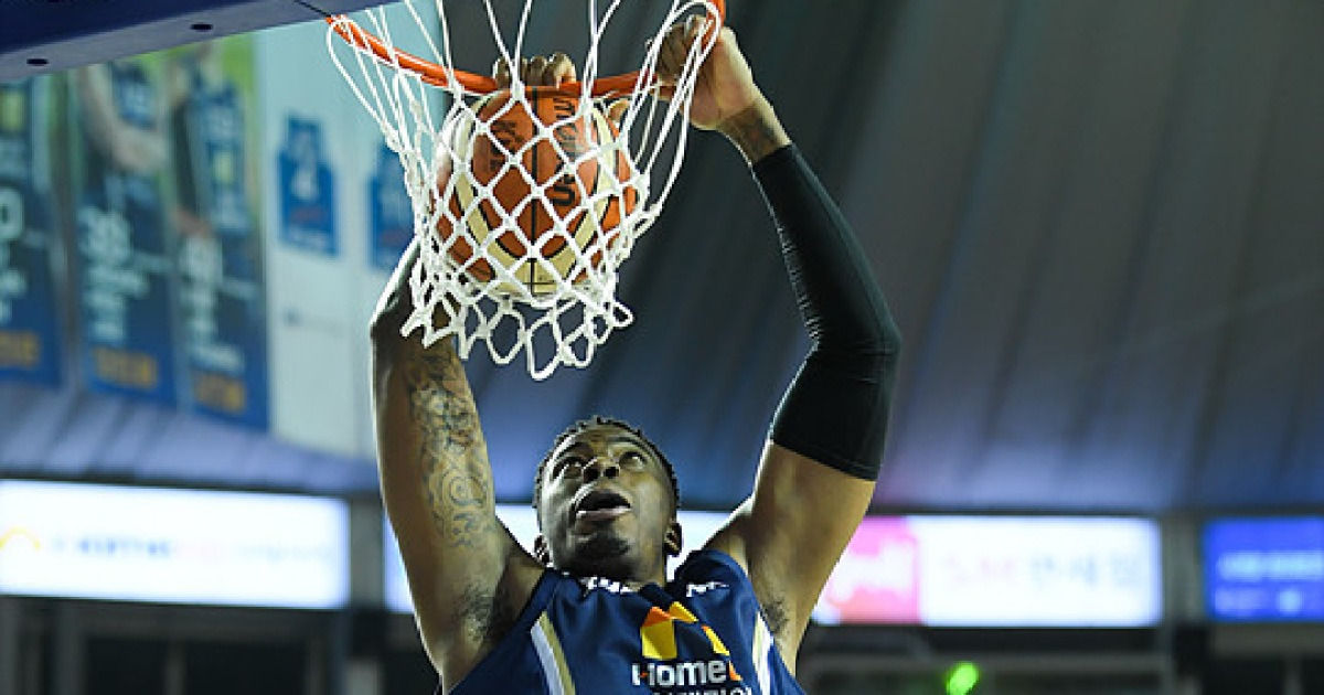 [JB포토화보] 전주 KCC와 부산 kt의 경기 화보 (KCC 92-87 승리)