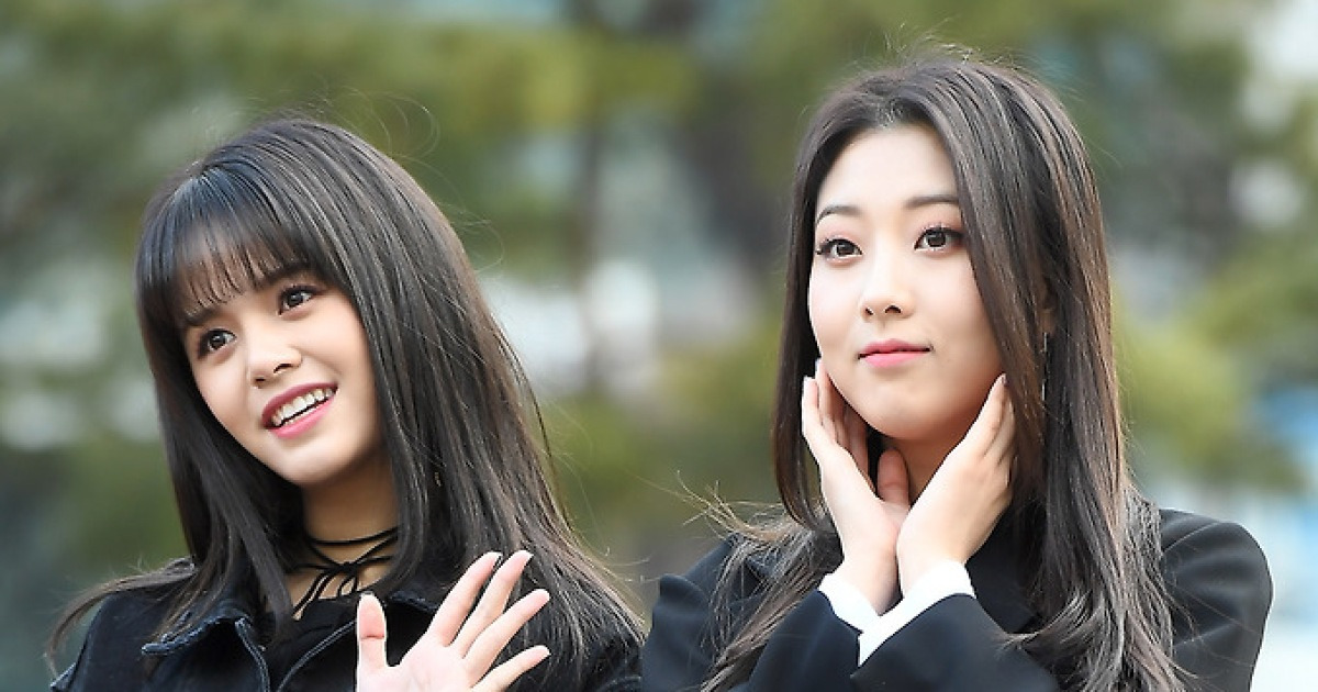 [포토엔HD] CLC 손-장승연 '닮은꼴 출근길 패션'