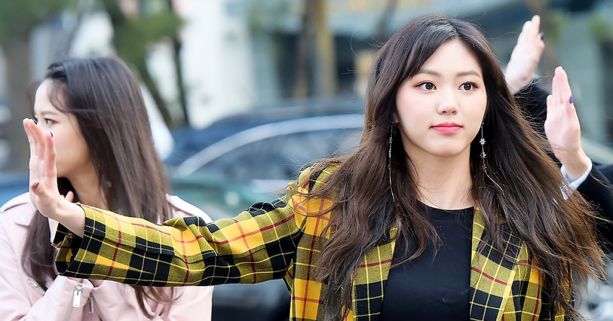 [엑's HD] CLC 은빈 '긴 팔로 시크한 인사'