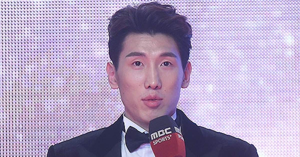 [KBL 시상식] 'MVP' DB 두경민 "통합 우승 기대해도 좋다"