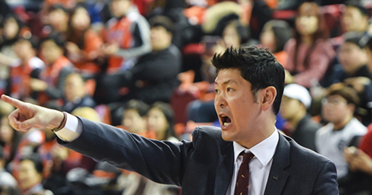 [KBL PO] 벼랑 끝으로 몰린 추승균 감독 "초반 기싸움에서 밀렸다"