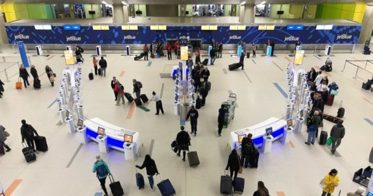 USA LOGAN AIRPORT JETBLUE
