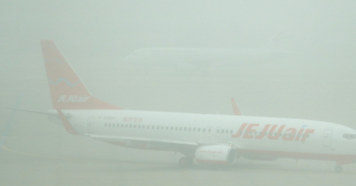 Poor visibility delays dozens of flights at Incheon airport