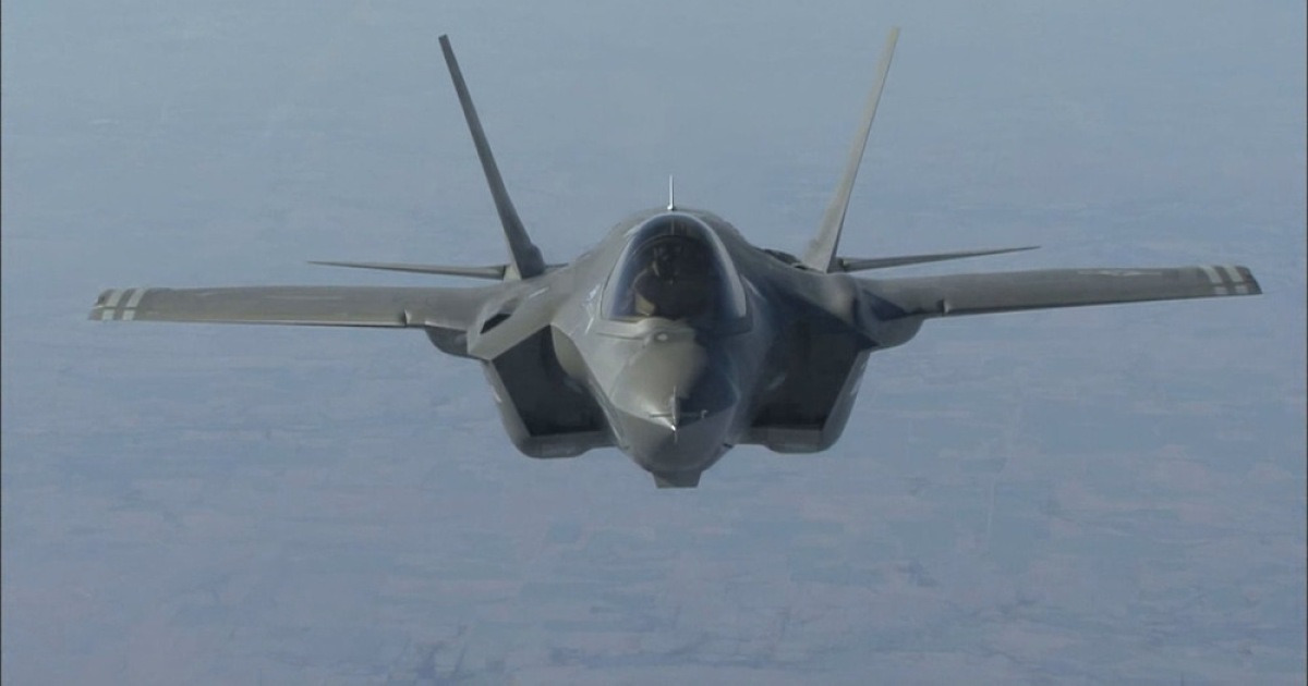 '한국군 첫 스텔스 전투기' F-35A 1호기 출고