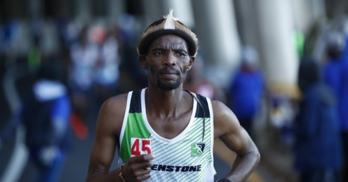 SOUTH AFRICA RUNNING