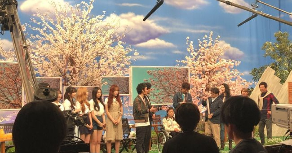 [Oh! 재팬] 여자친구, SMAP 3人 만났다..日 생방송서 막강 예능감