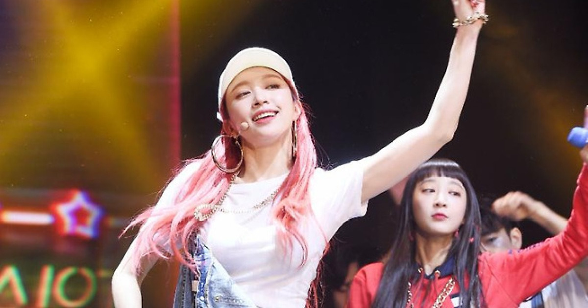 [Hi포토]EXID 하니 '살랑살랑 복고댄스'