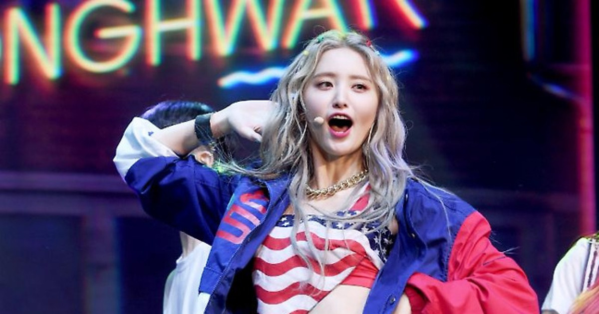 [Hi포토]EXID 정화 '워커 하나로 90년대 분위기'