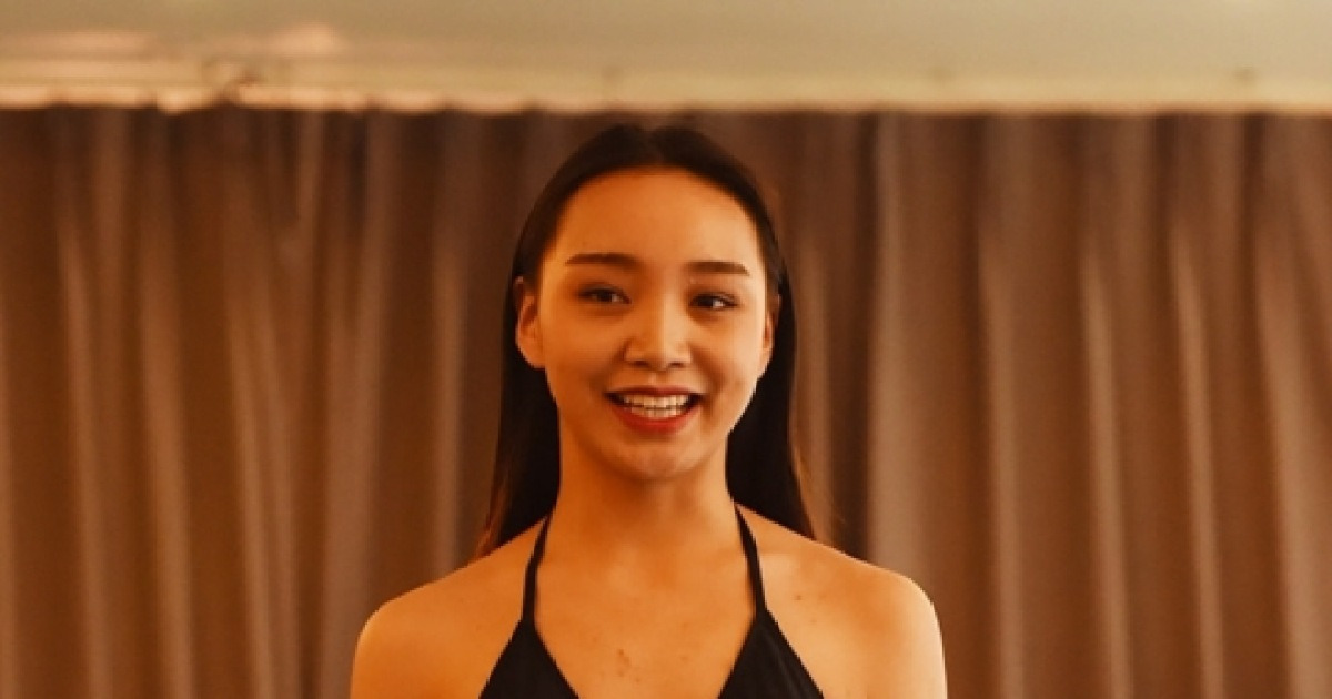 [포토]중국 모델 Zhao Ting Yu, 수영복 심사 중~