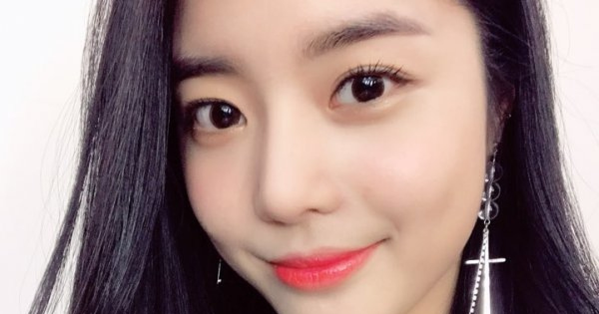 보너스베이비 문희 주간아2 오픈파티 출연 대기실 인증샷