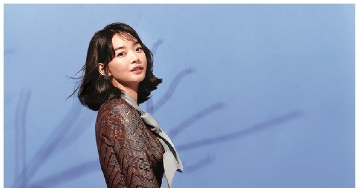 Korean department stores break off contracts with Korean actresses