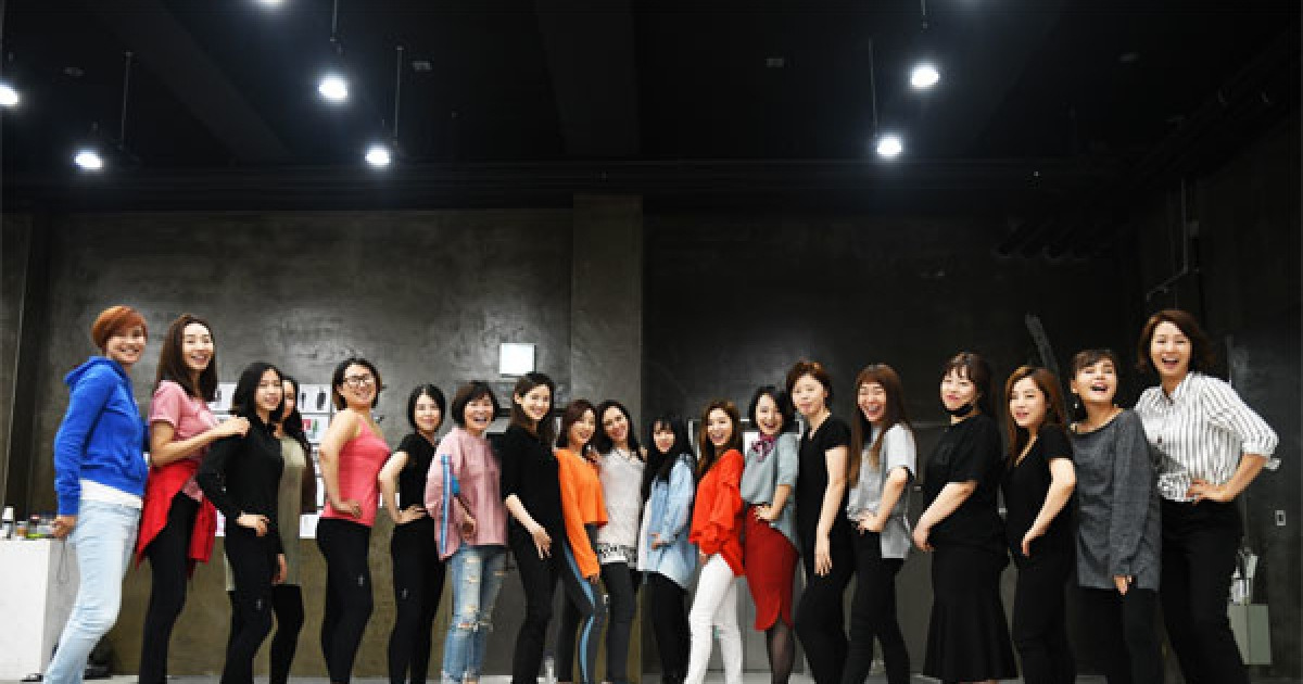 김미경 원장, 22일 MK&LILY 첫 번째 패션쇼 개최